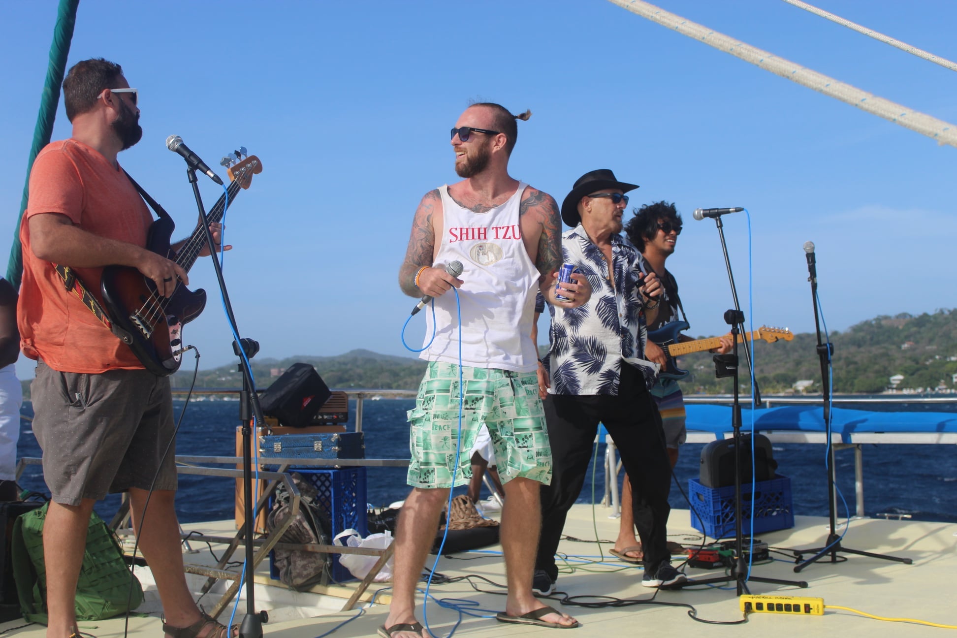 Serenity Sunset Catamaran Lounge & Cruise – Jolly Roger Roatan